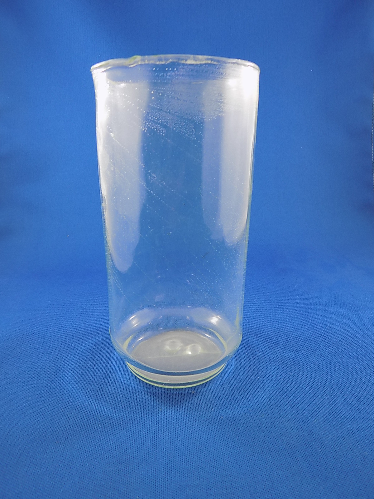 Plain Glass 5 12″ Tall On Set Glass